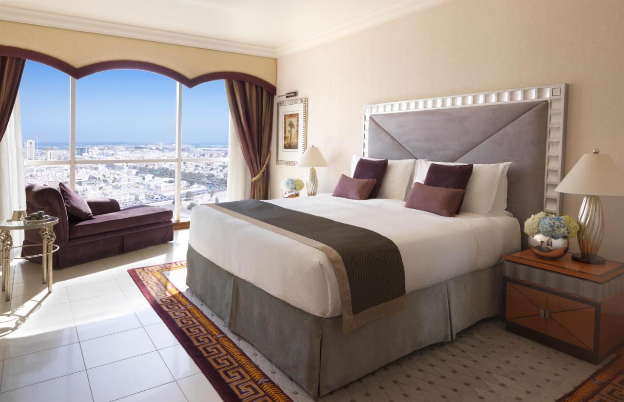 FAIRMONT DUBAI